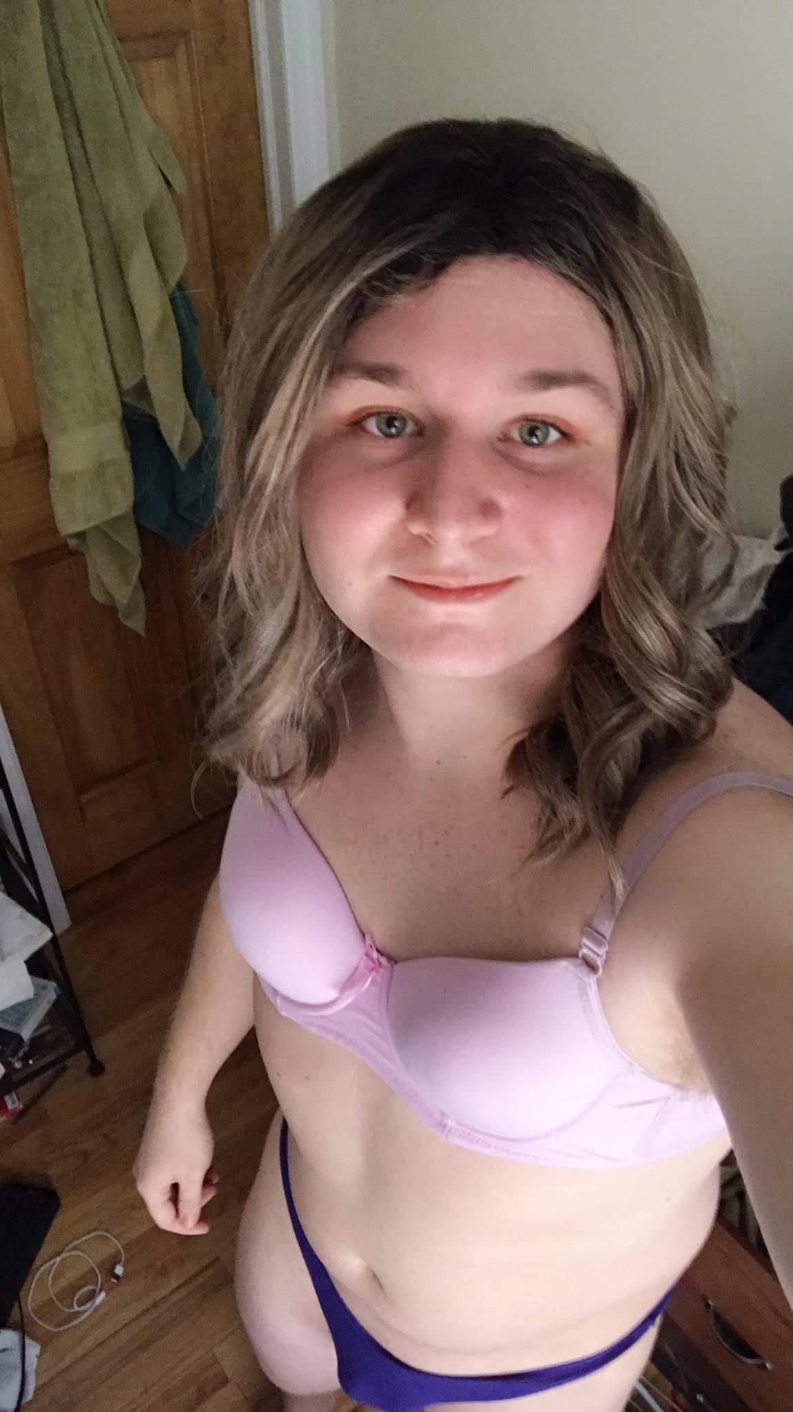 27 NY Submissive Needs Training | Scrolller