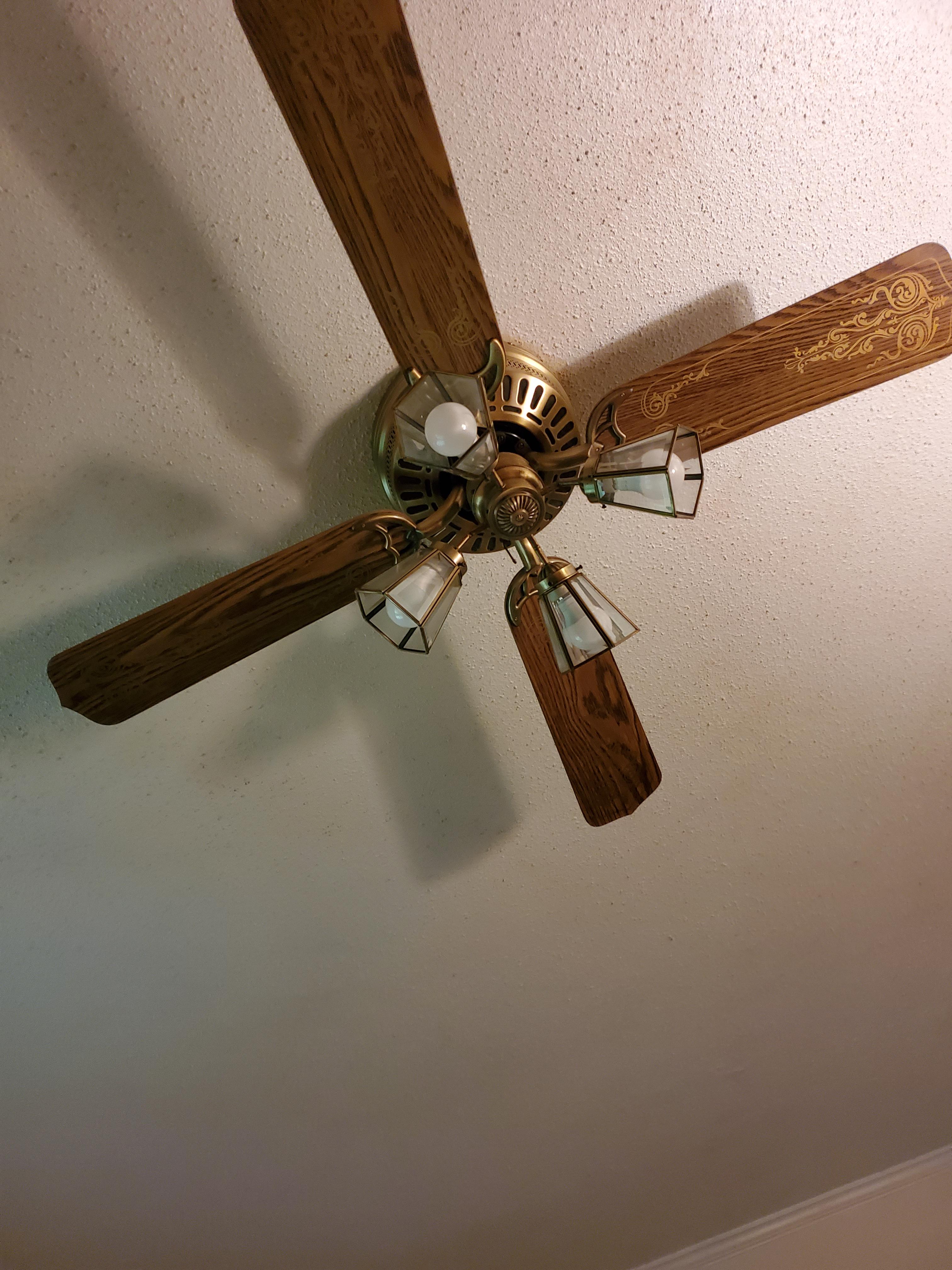 4 bladed ceiling fan | Scrolller