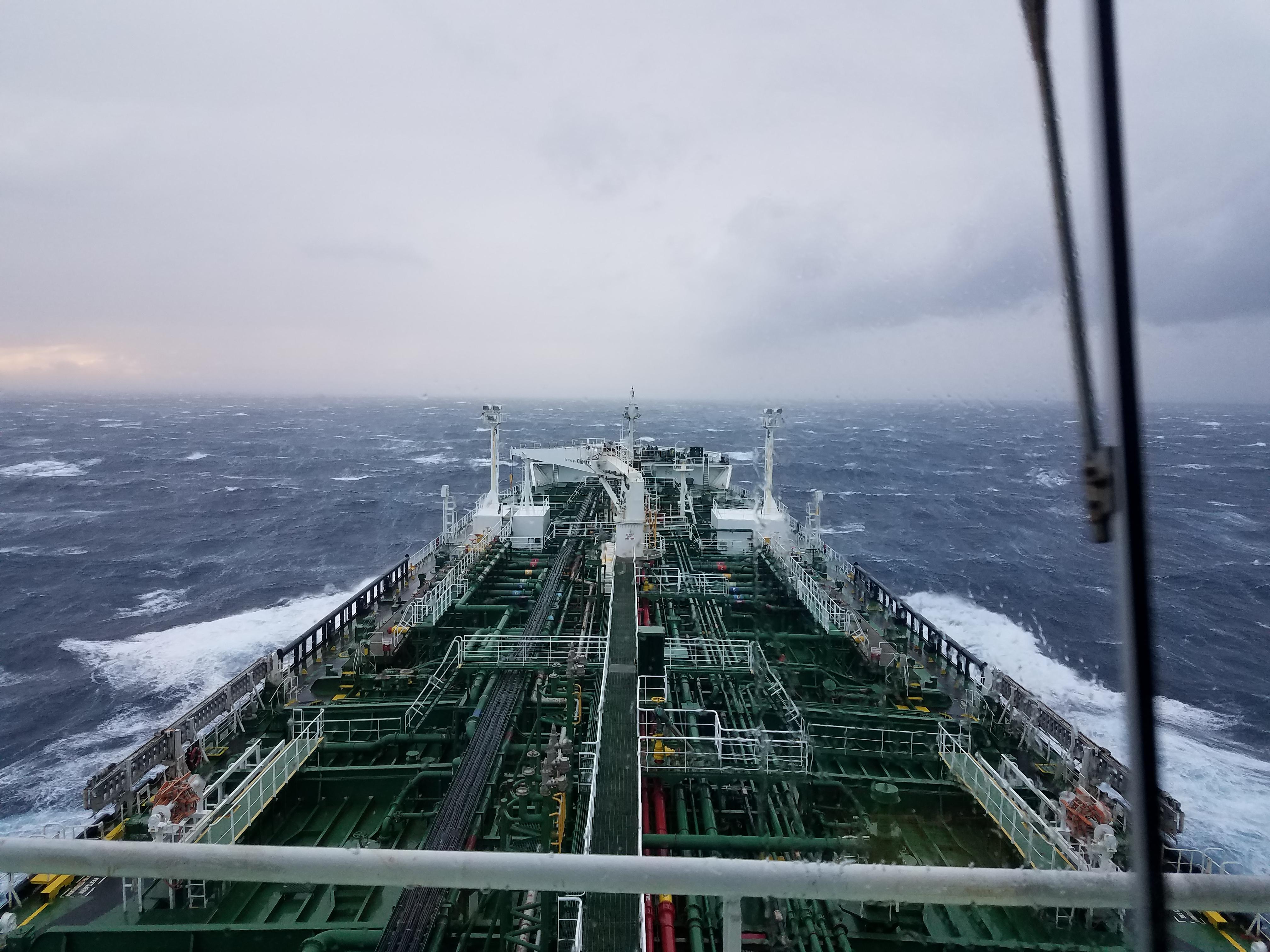 60 knots through the gulf Dec 20th. | Scrolller