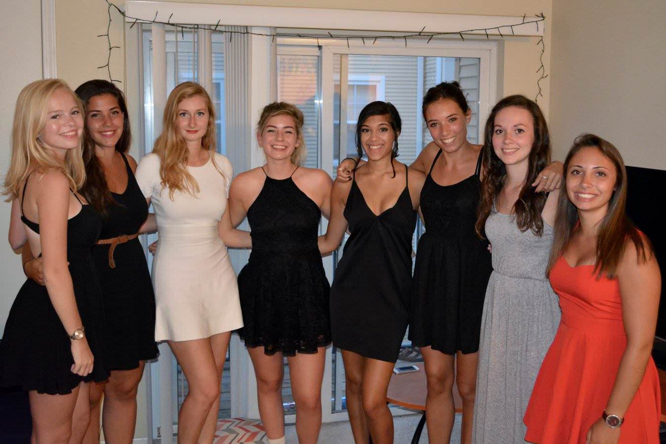 8 Sexy College Girls Scrolller 8746