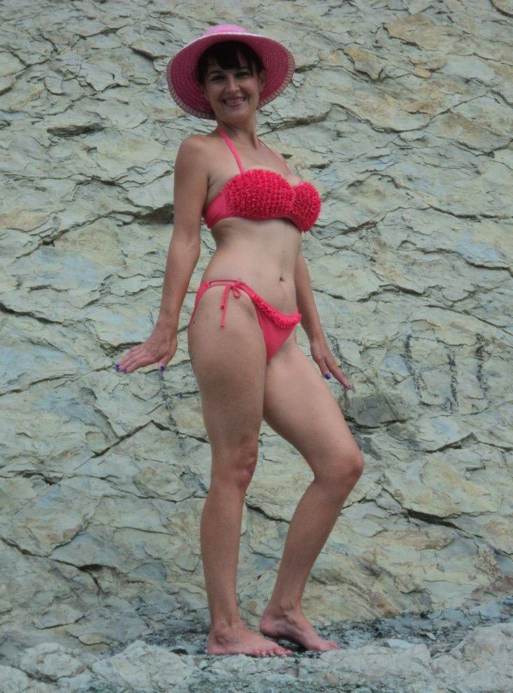 A bikini to suit her generation | Scrolller