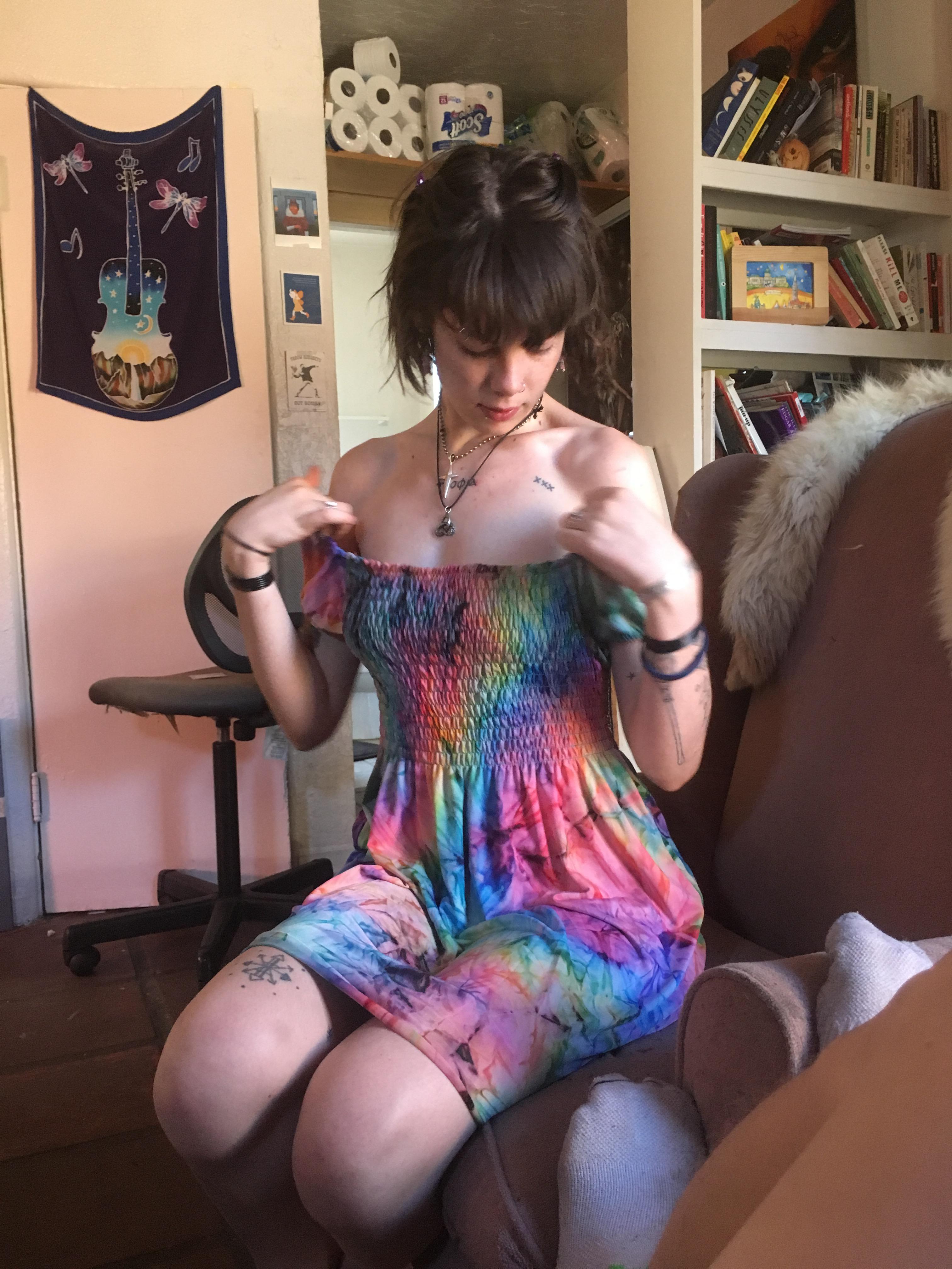 A dose of pure ecstasy 🍬 | Scrolller