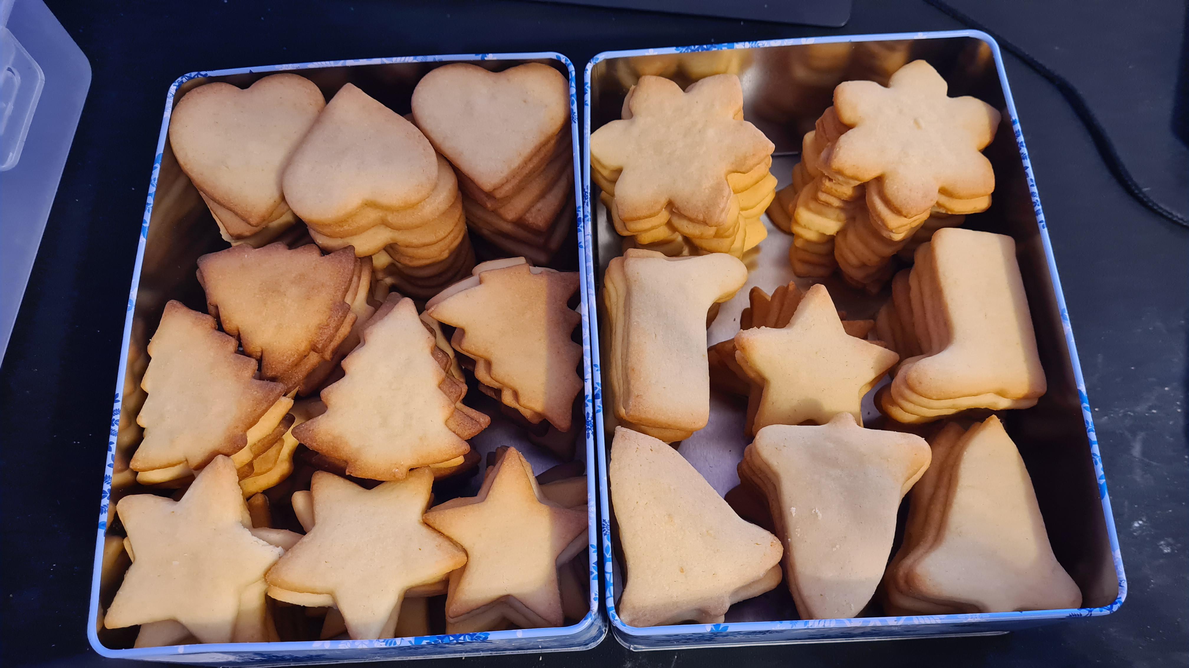 A friend told me it's very satisfying how I sort my cookies | Scrolller