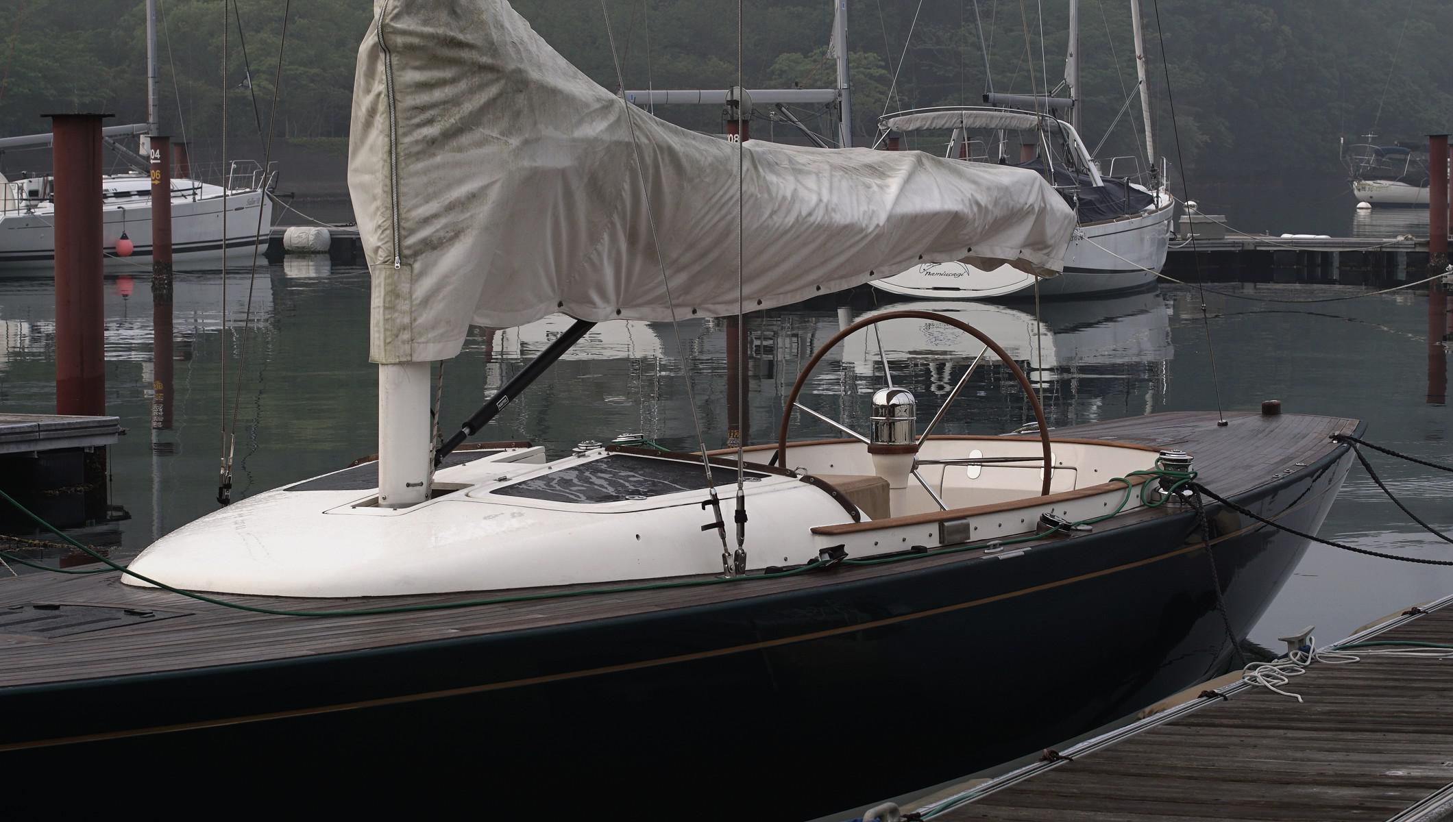 A gorgeous vessel on our dock (nakatsuhamaura, japan) | Scrolller