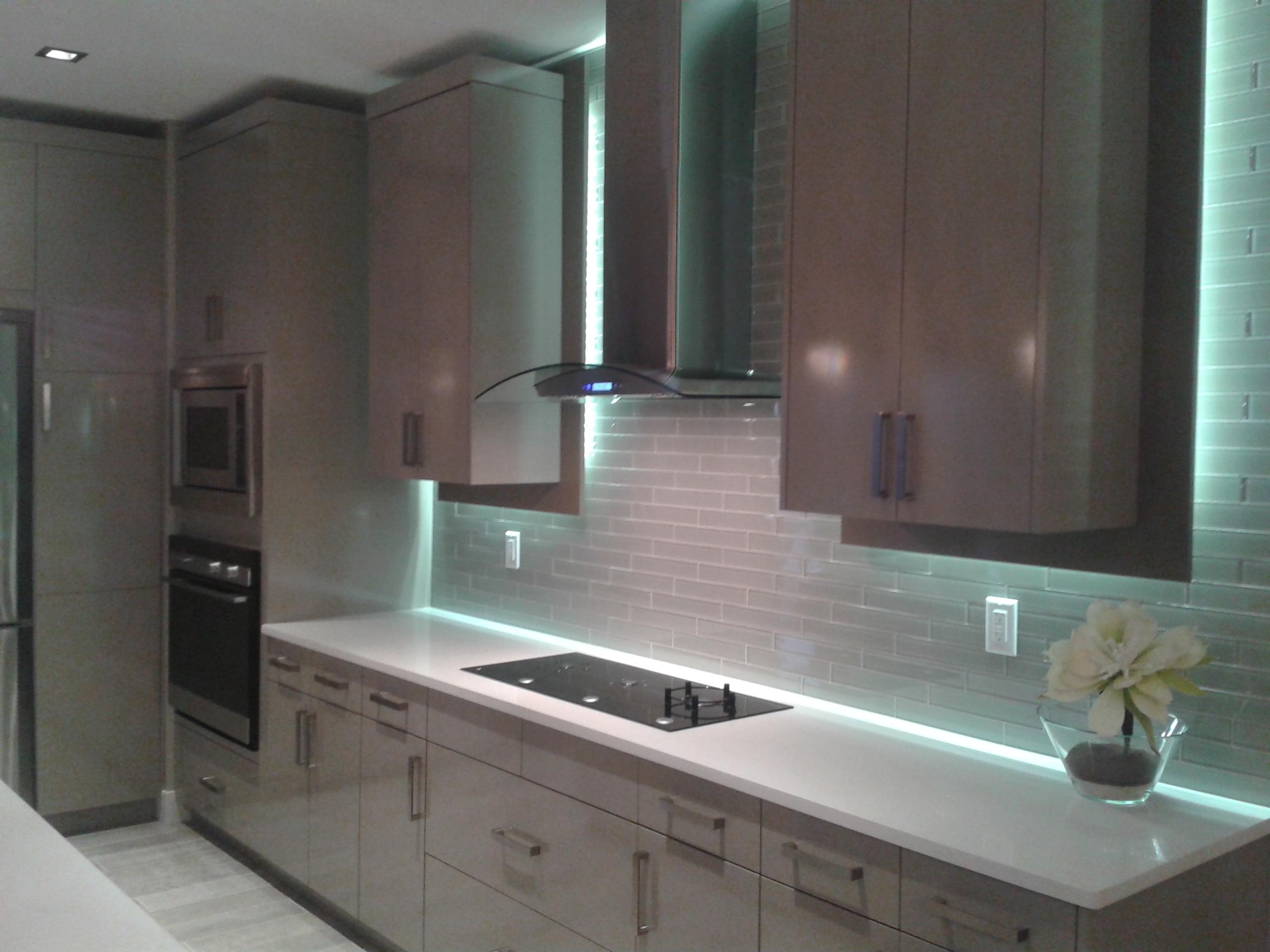 A kitchen backsplash i did for a client a while back | Scrolller