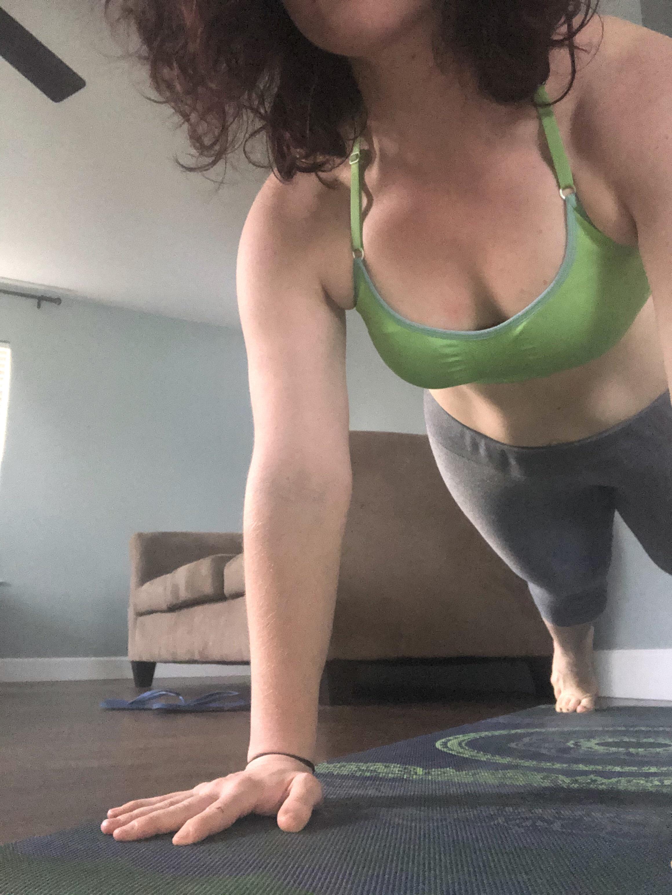 A lil planking for this lovely Sunday. | Scrolller