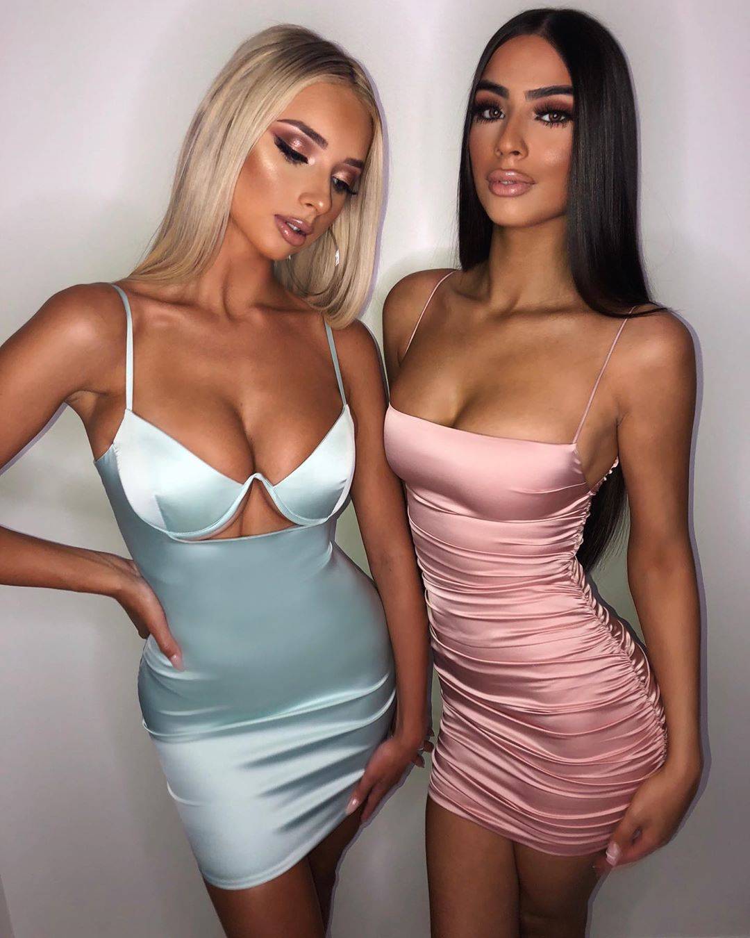 a lovely pair | Scrolller