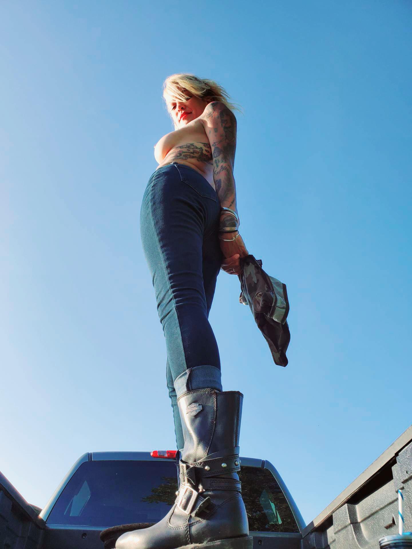 A moment of liberation | Scrolller