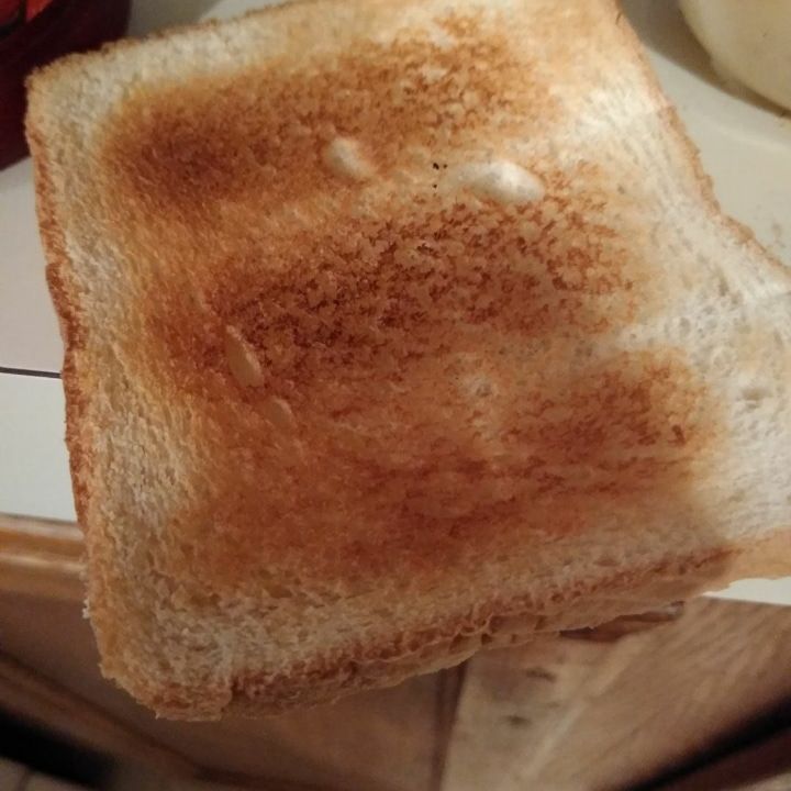 A piece of toast | Scrolller