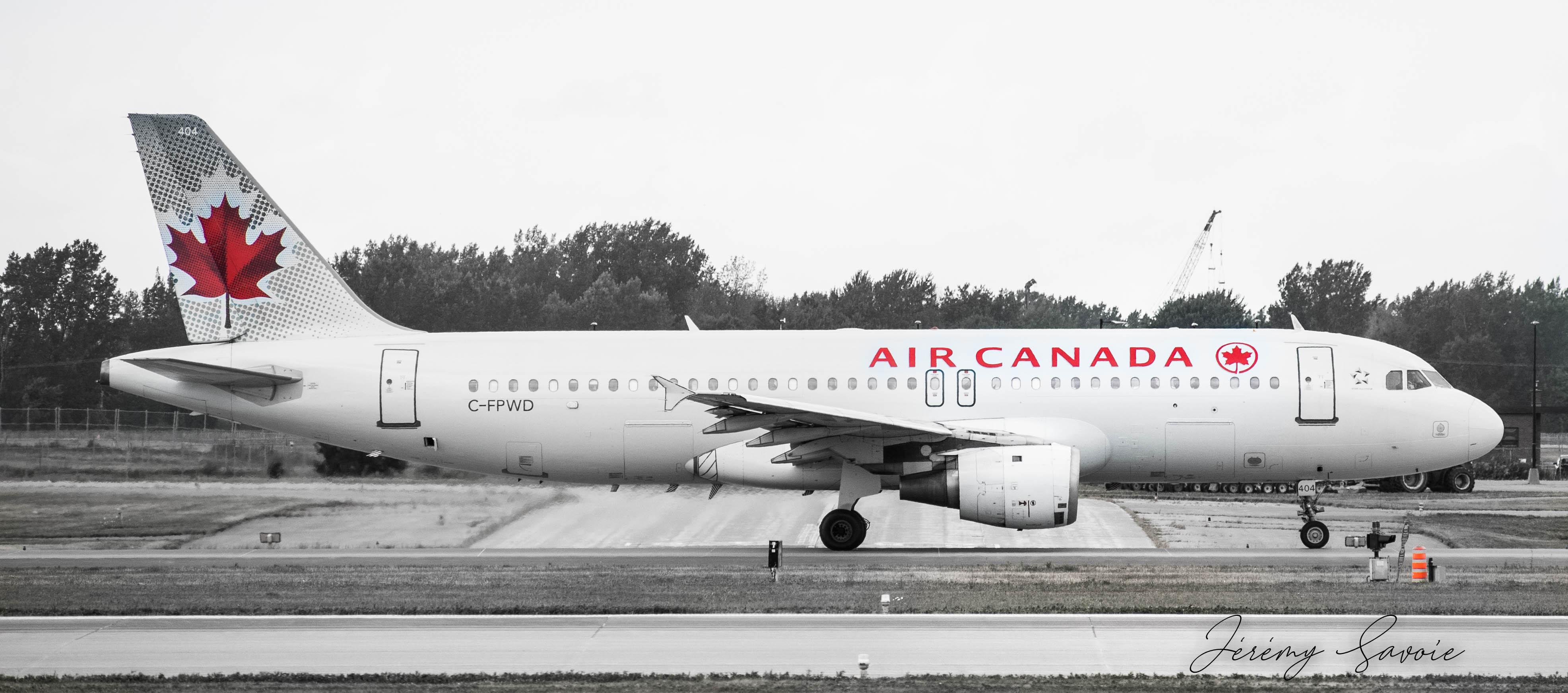 A Plane and a Cone, Classic Montreal. C-FPWD, Airbus A320-200, Air Canada, CYUL. 03-08-19 ...