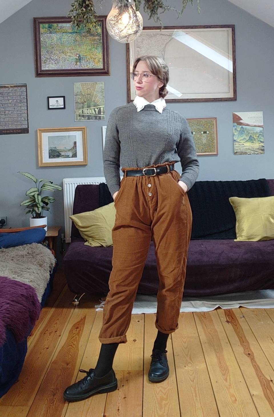 A simple Dark Academia look with thrifted clothes | Scrolller