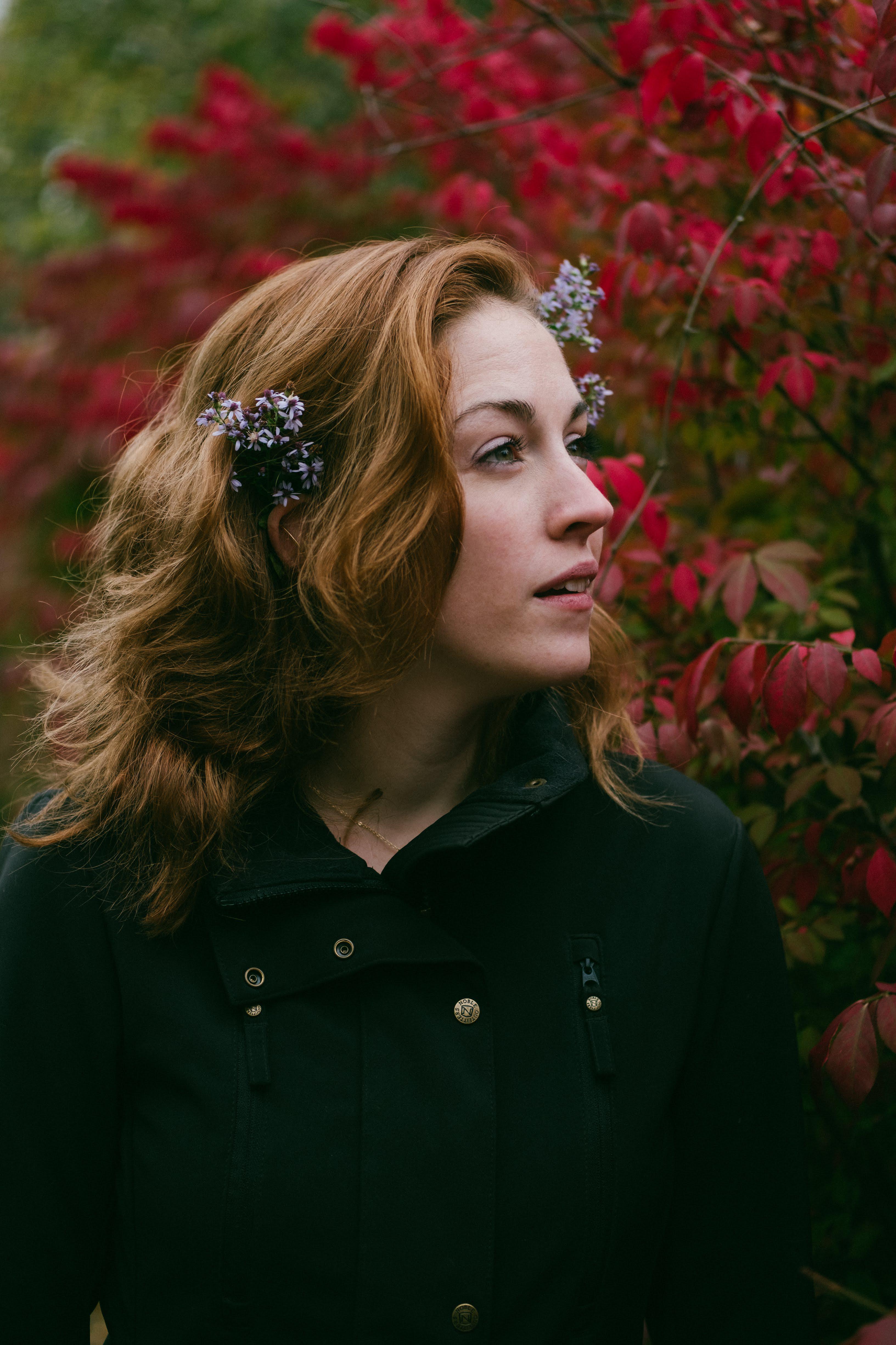 A simple outdoor portrait. | Scrolller