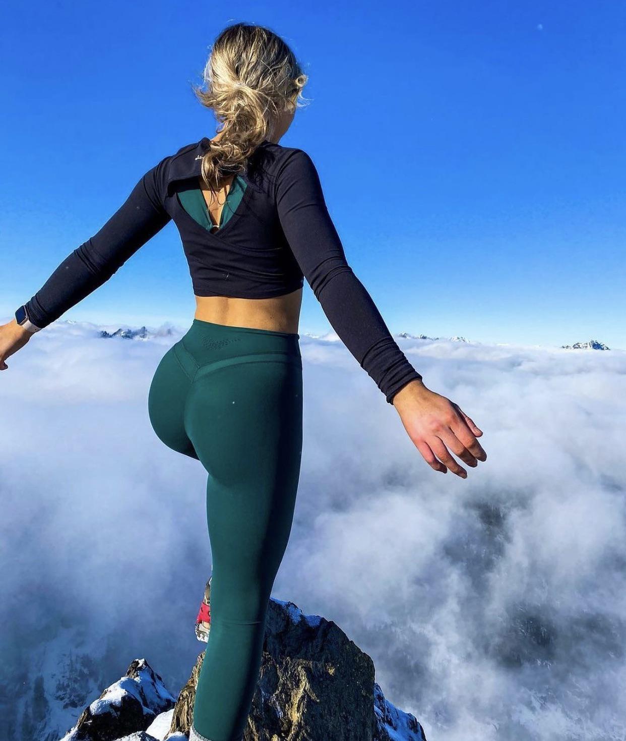 Above the clouds! | Scrolller