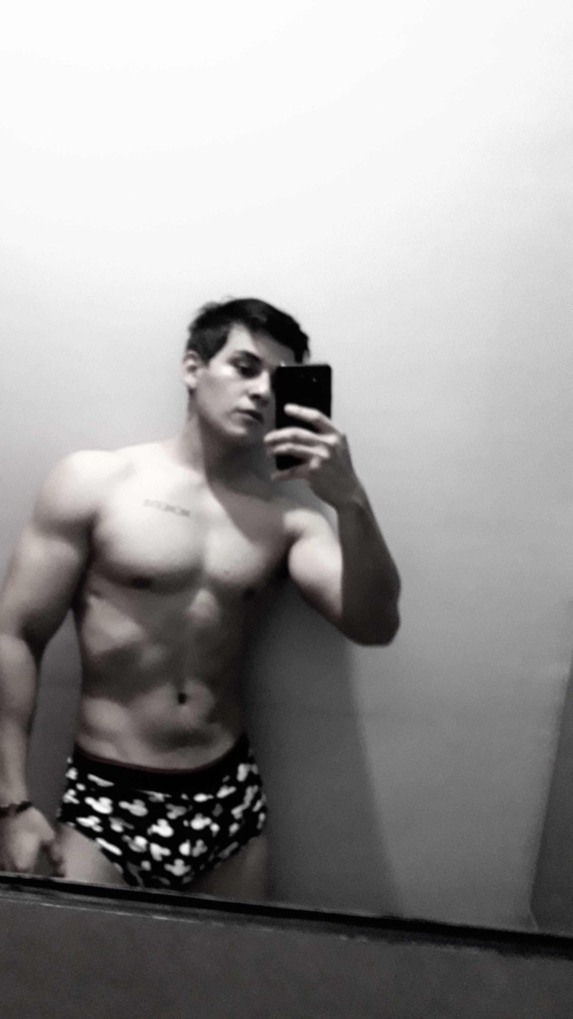 After Gym Scrolller