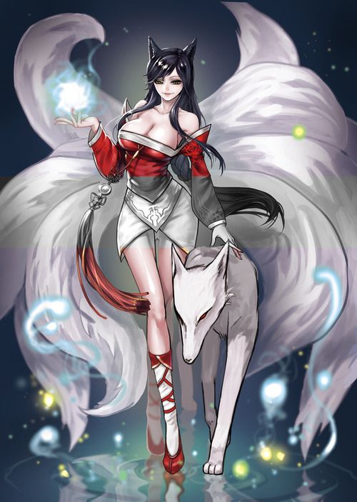Ahri with fox companion | Scrolller