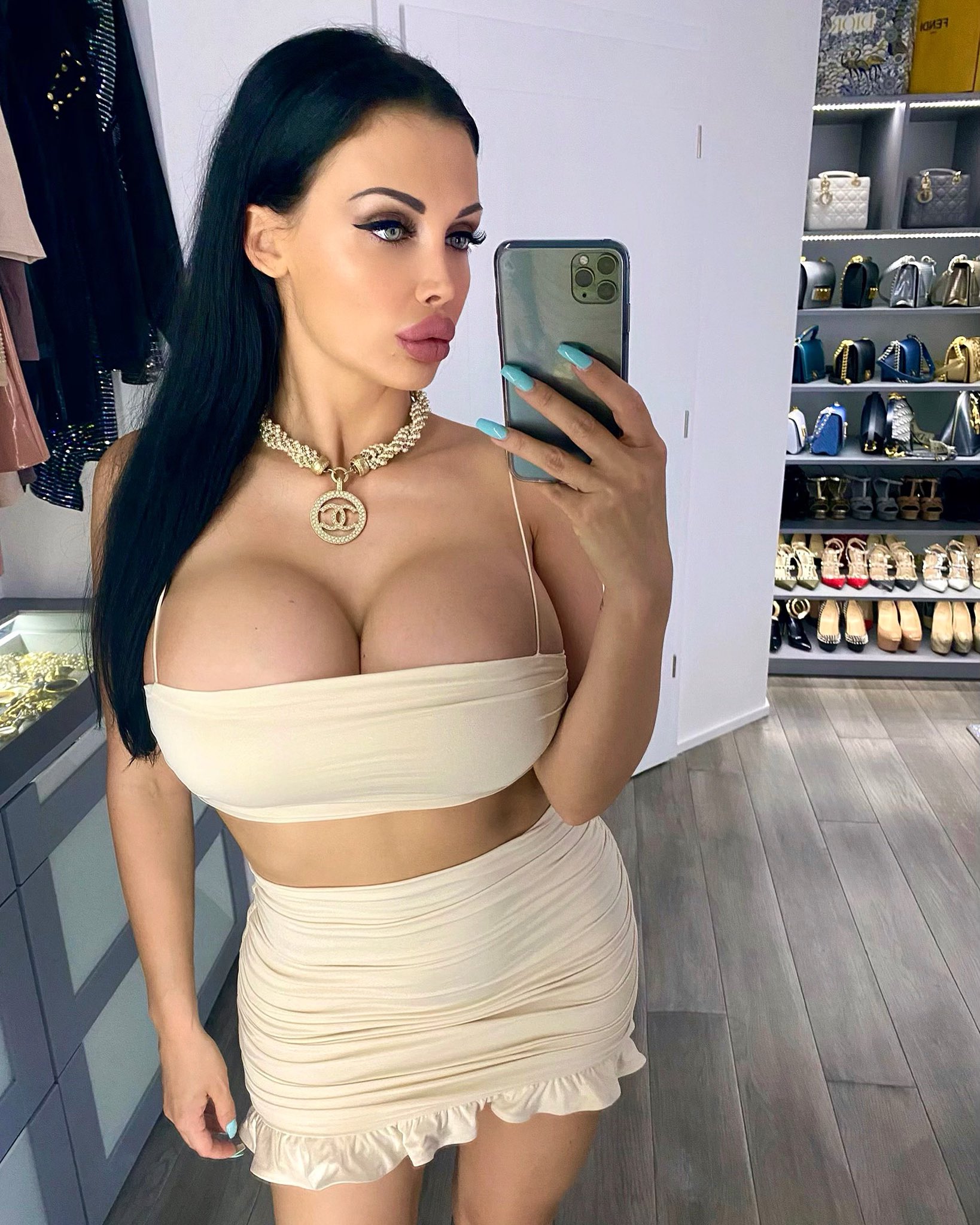 Aletta Ocean - In the Closet | Scrolller