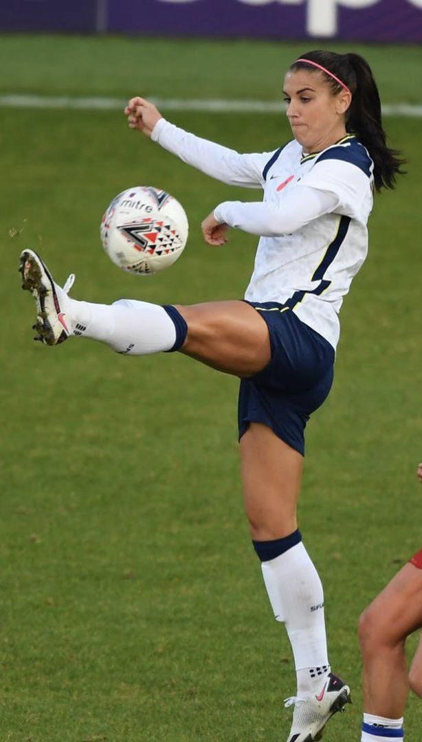 Alex Morgan | Scrolller