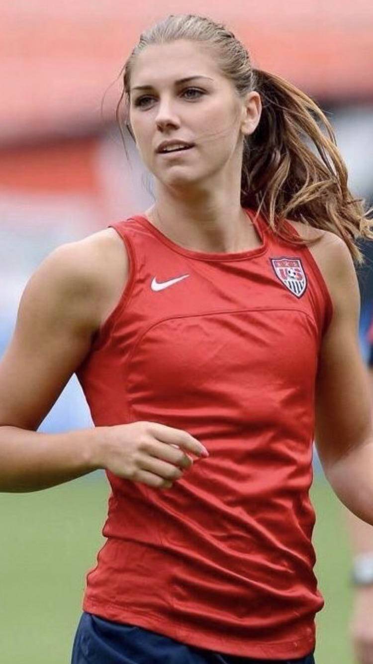 Alex Morgan- USWNT soccer star | Scrolller