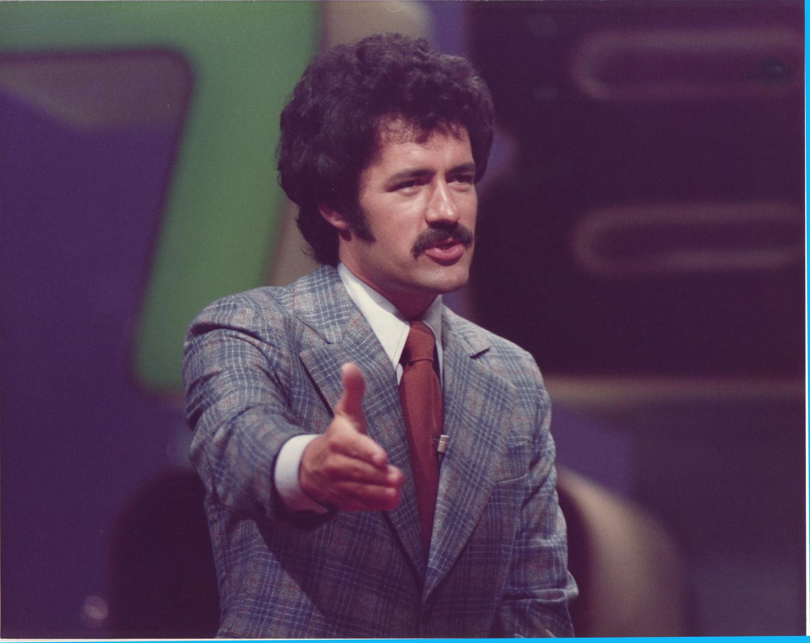 Alex Trebek hosting "High Rollers," 1974 | Scrolller