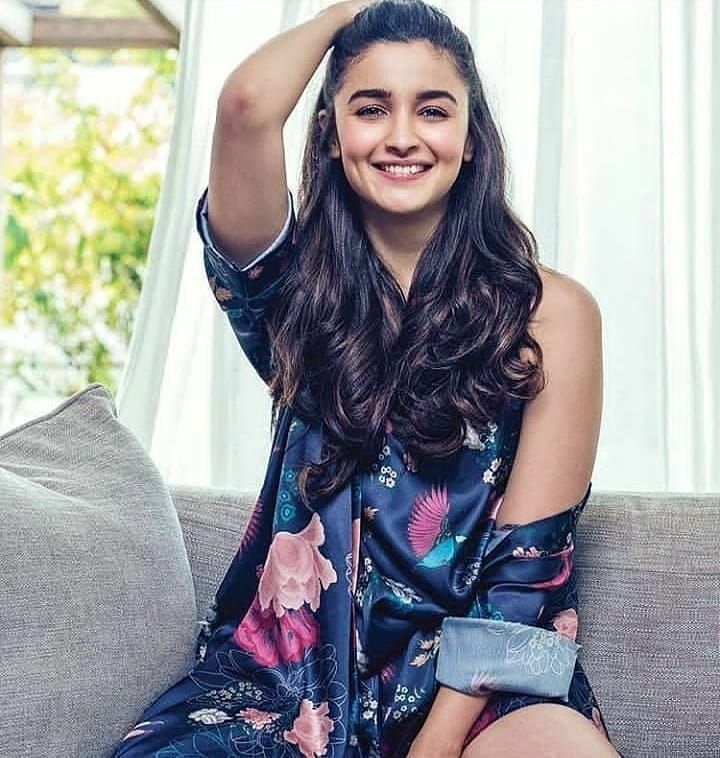 Alia bhatt | Scrolller