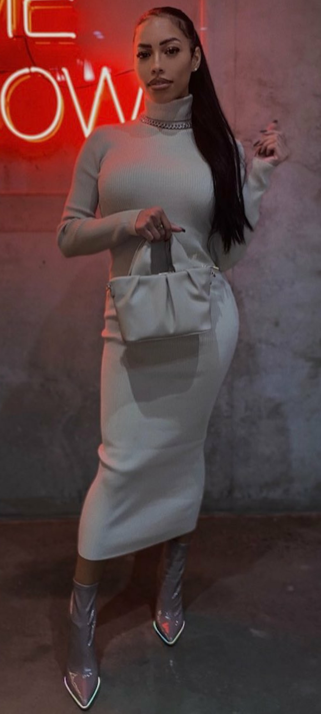 Alicia Wright | Scrolller