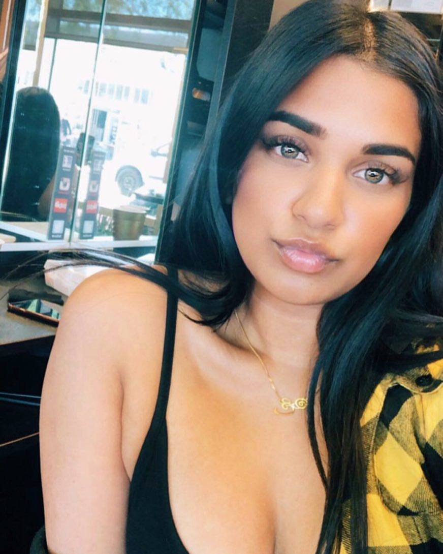 Sexy All Around | Scrolller