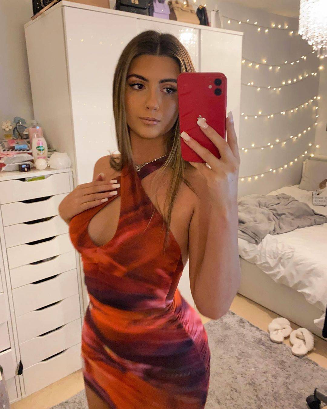 All dressed up | Scrolller