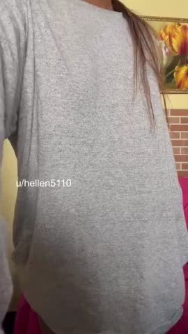 Flashing my boobs | Scrolller