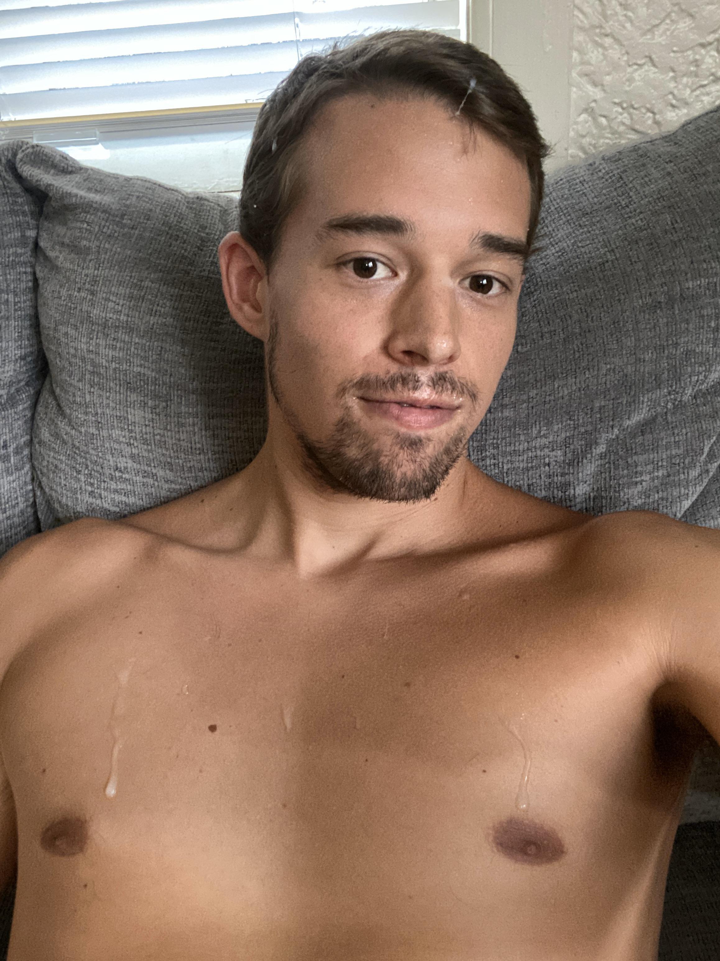 Always taking pics after I make dudes cum 😝 | Scrolller