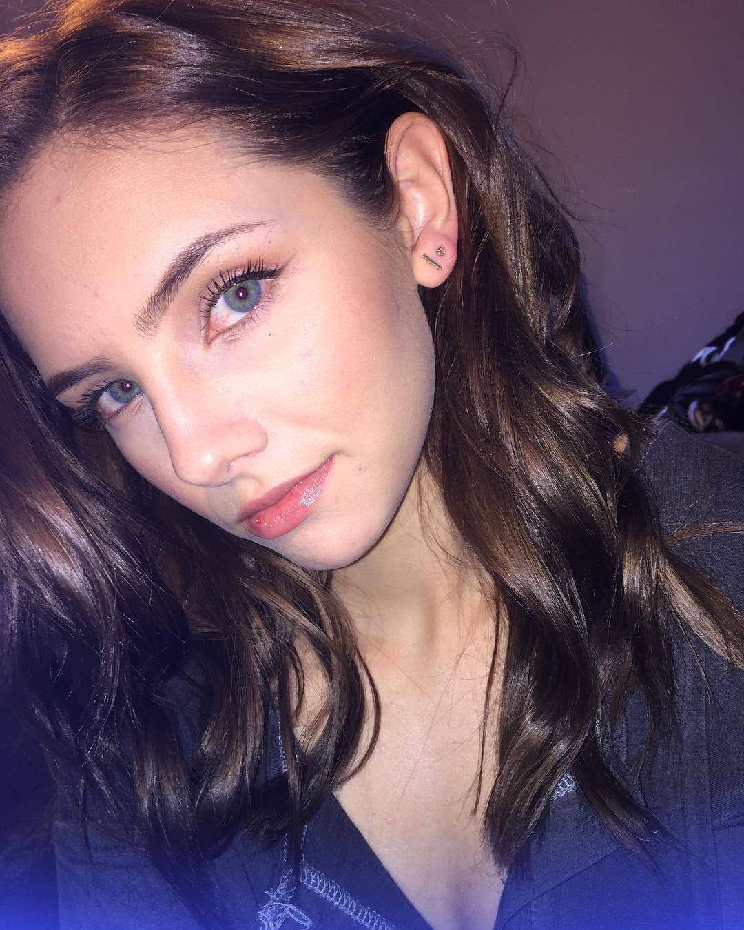 Alyssa Hill | Scrolller