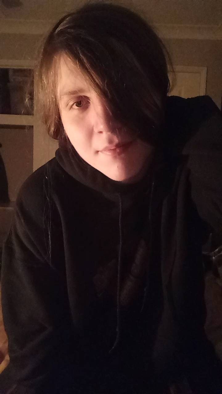 Am I fem enough to pass? | Scrolller