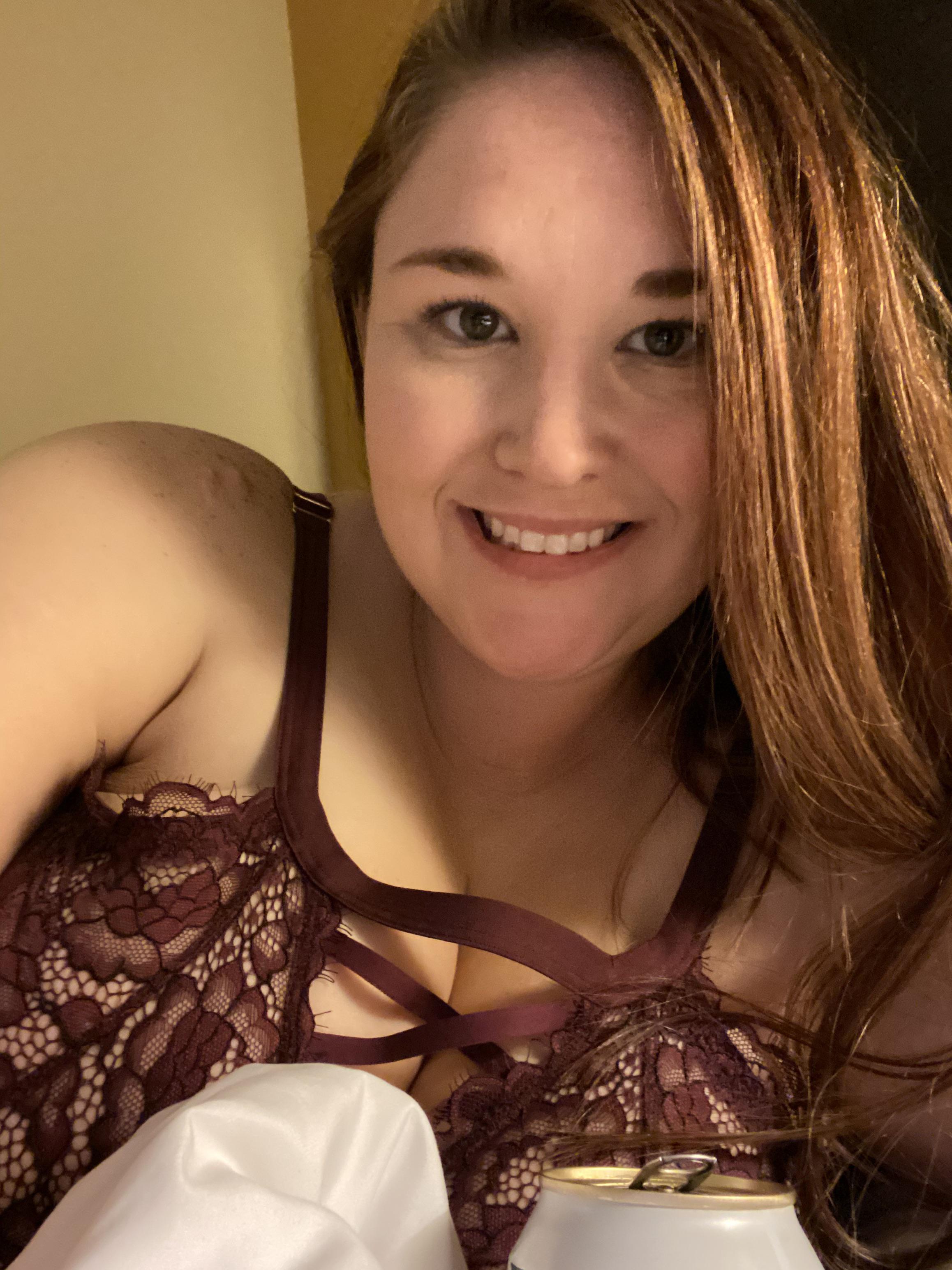 Am I worth his wait | Scrolller