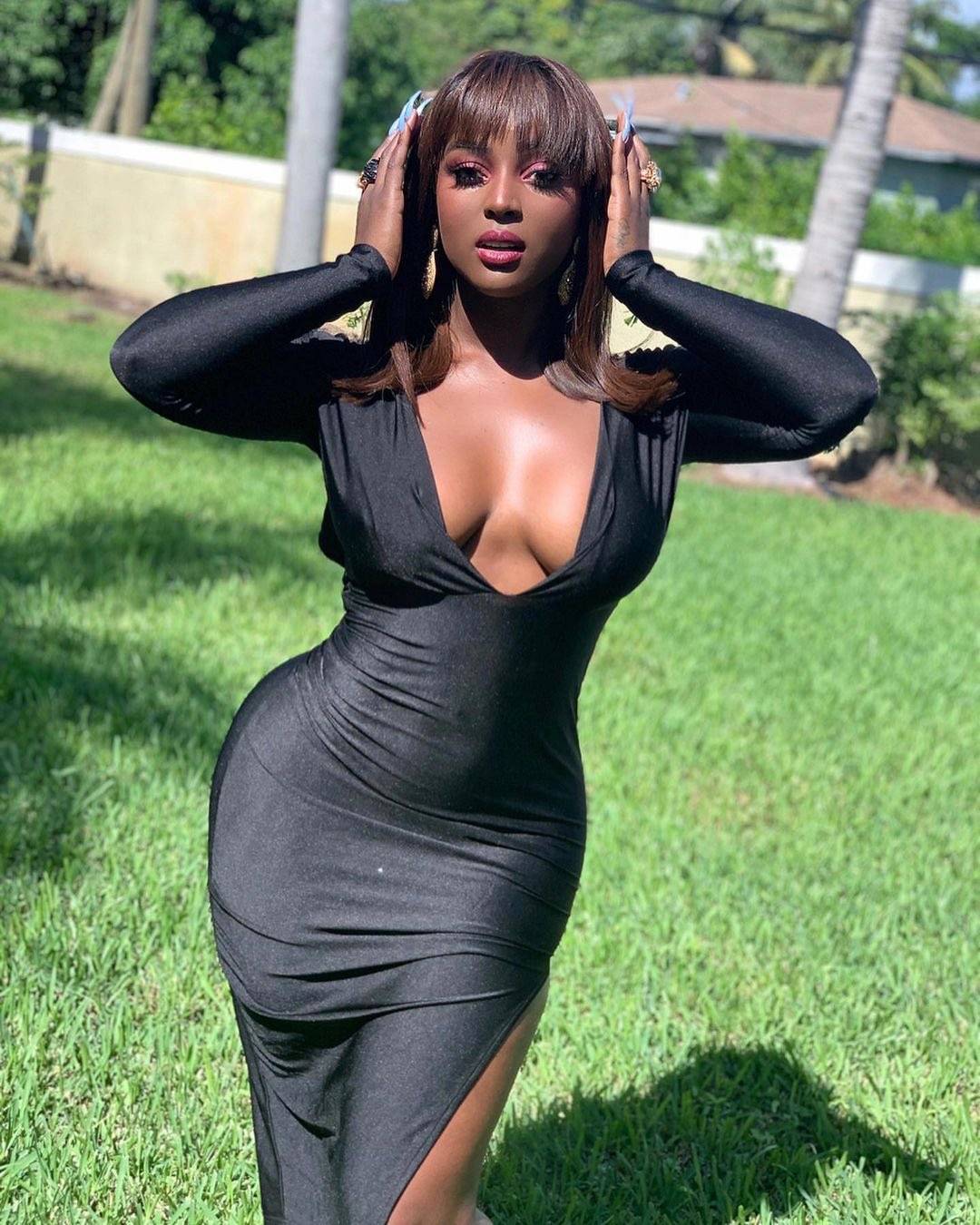 Amara La Negra | Scrolller