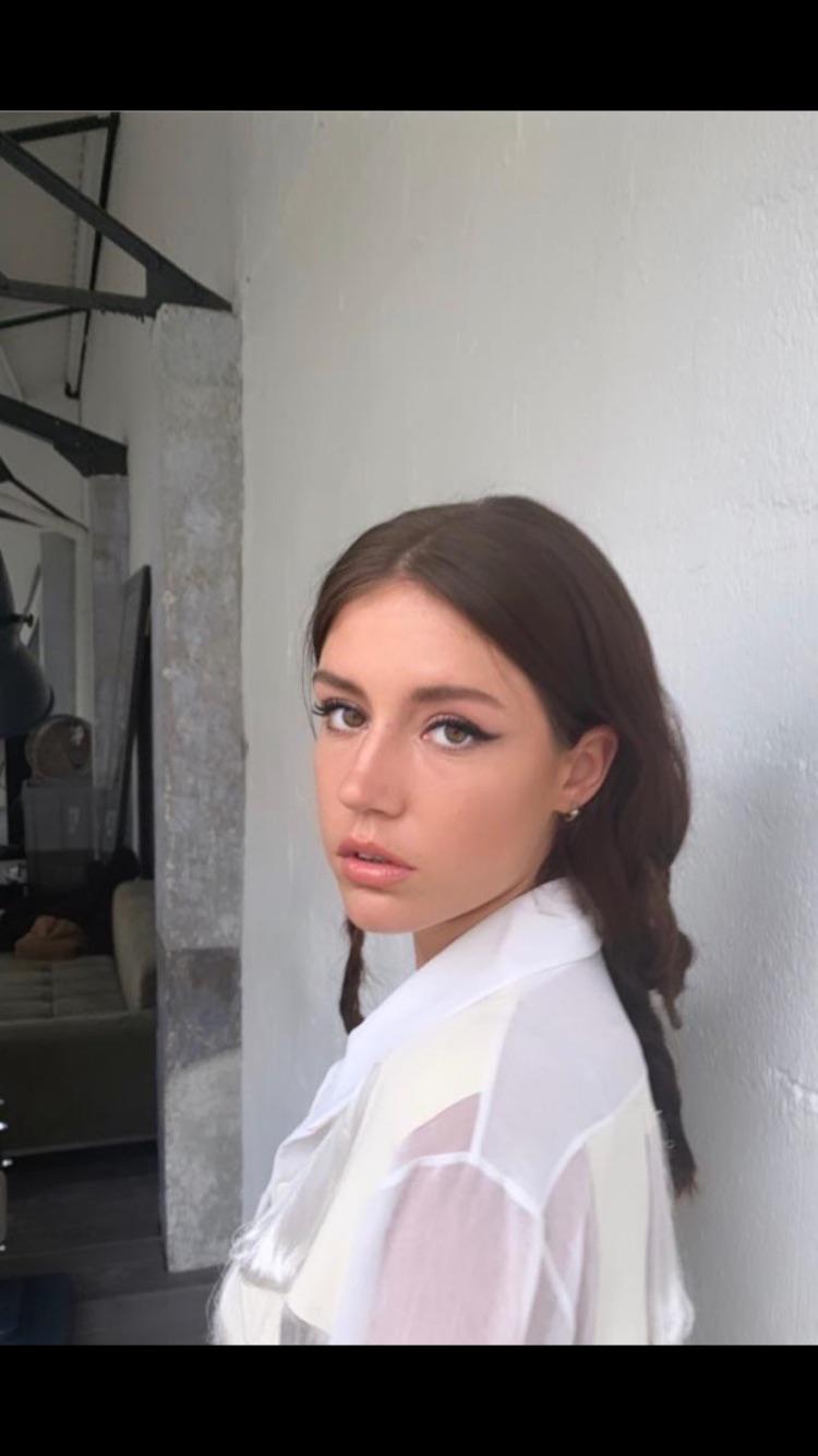 Adele Exarchopoulos | Scrolller