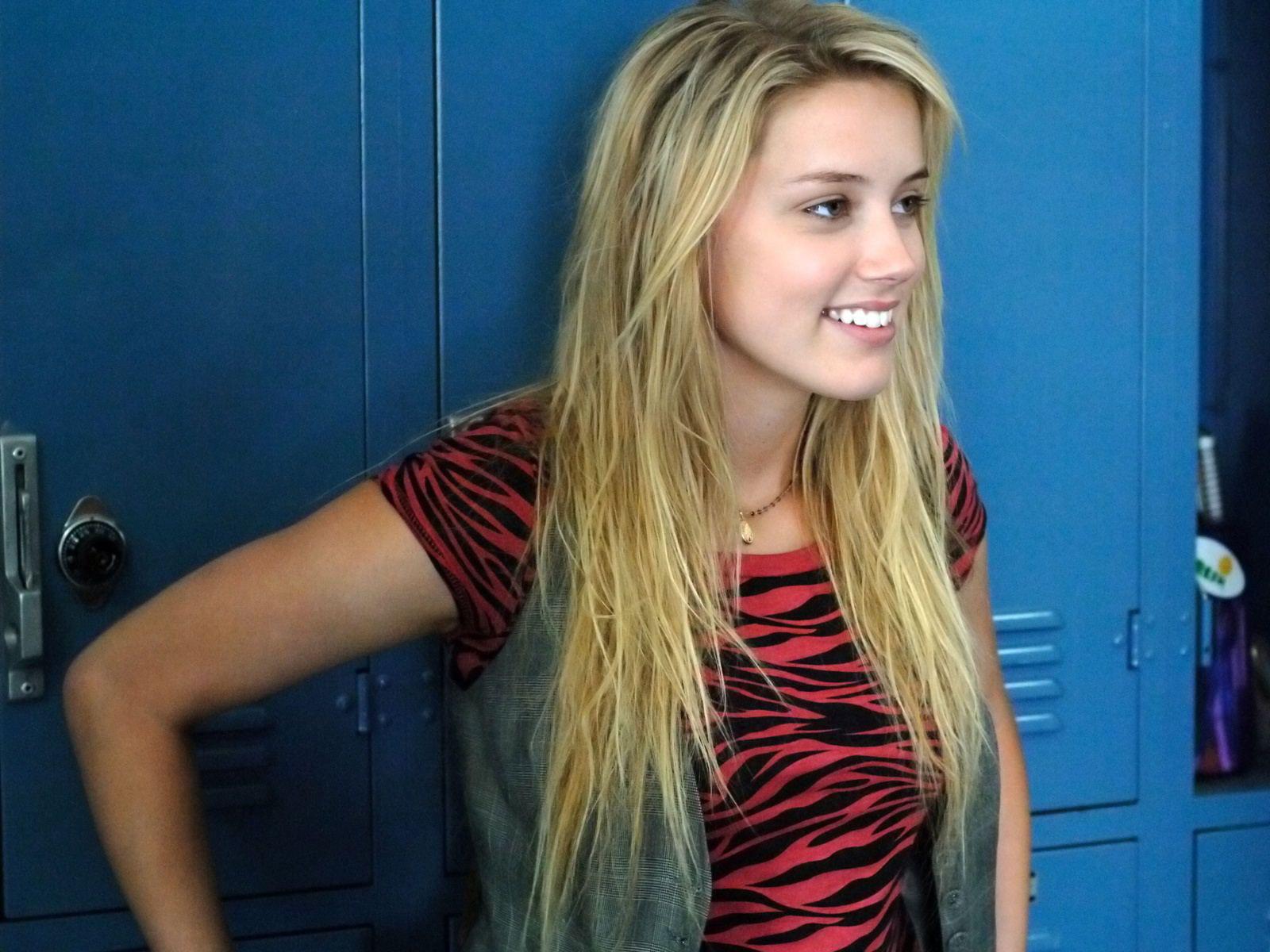 Amber Heard in Pineapple Express | Scrolller