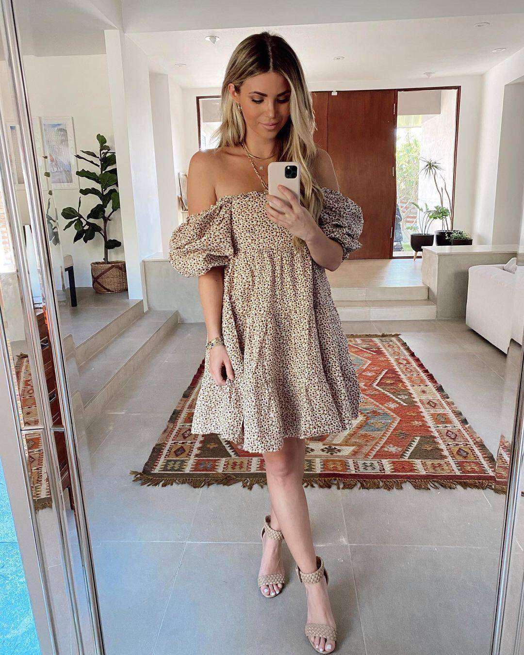 Amber Lancaster | Scrolller