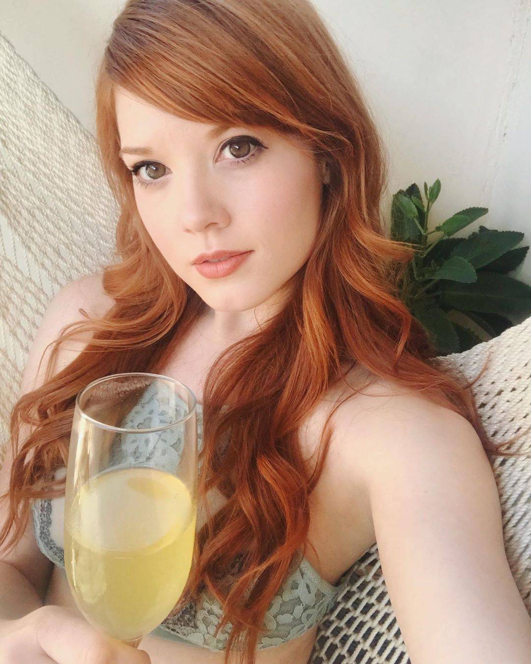 Amber Rose McConnell | Scrolller