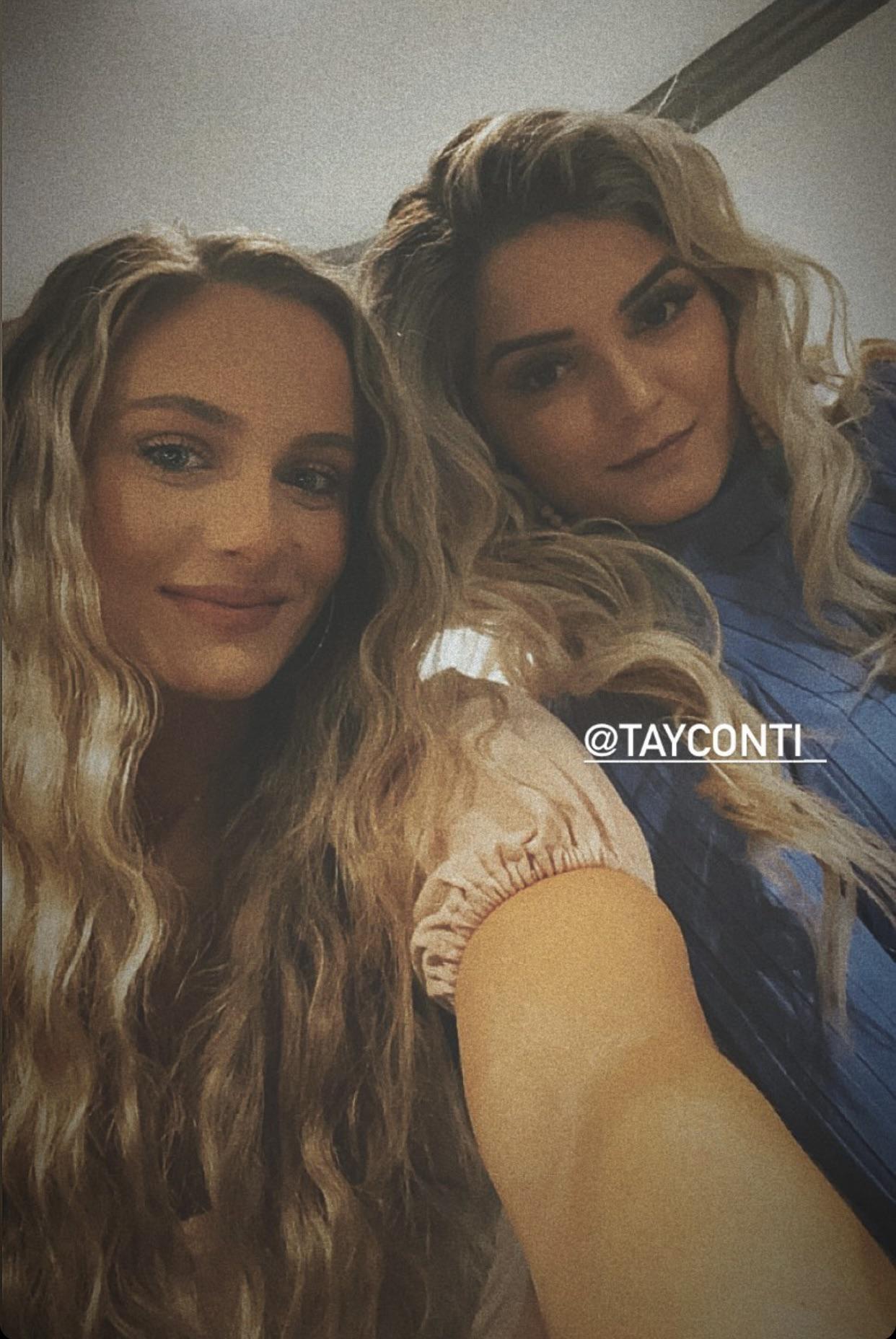 Anna Jay and Tay Conti | Scrolller