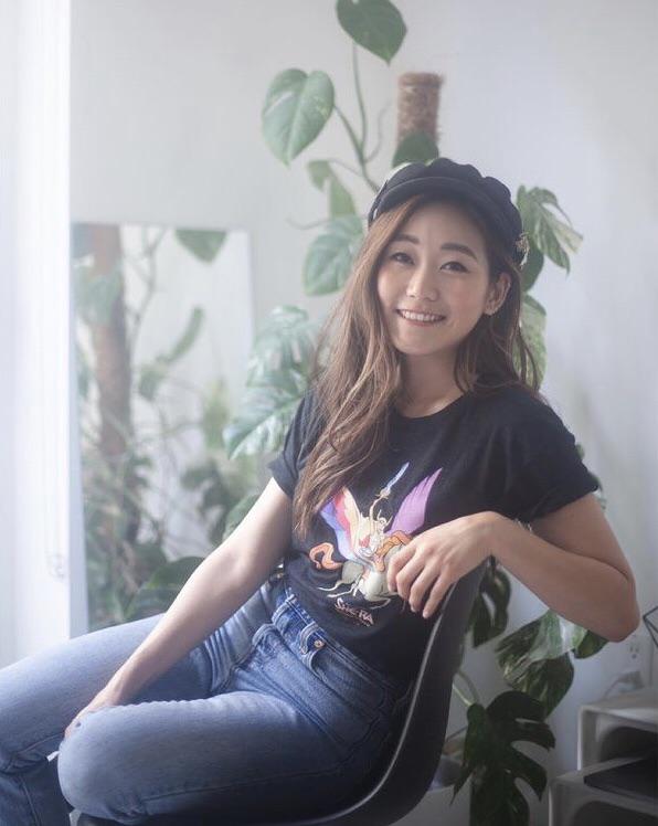 Another In Shera Shirt + Hat | Scrolller