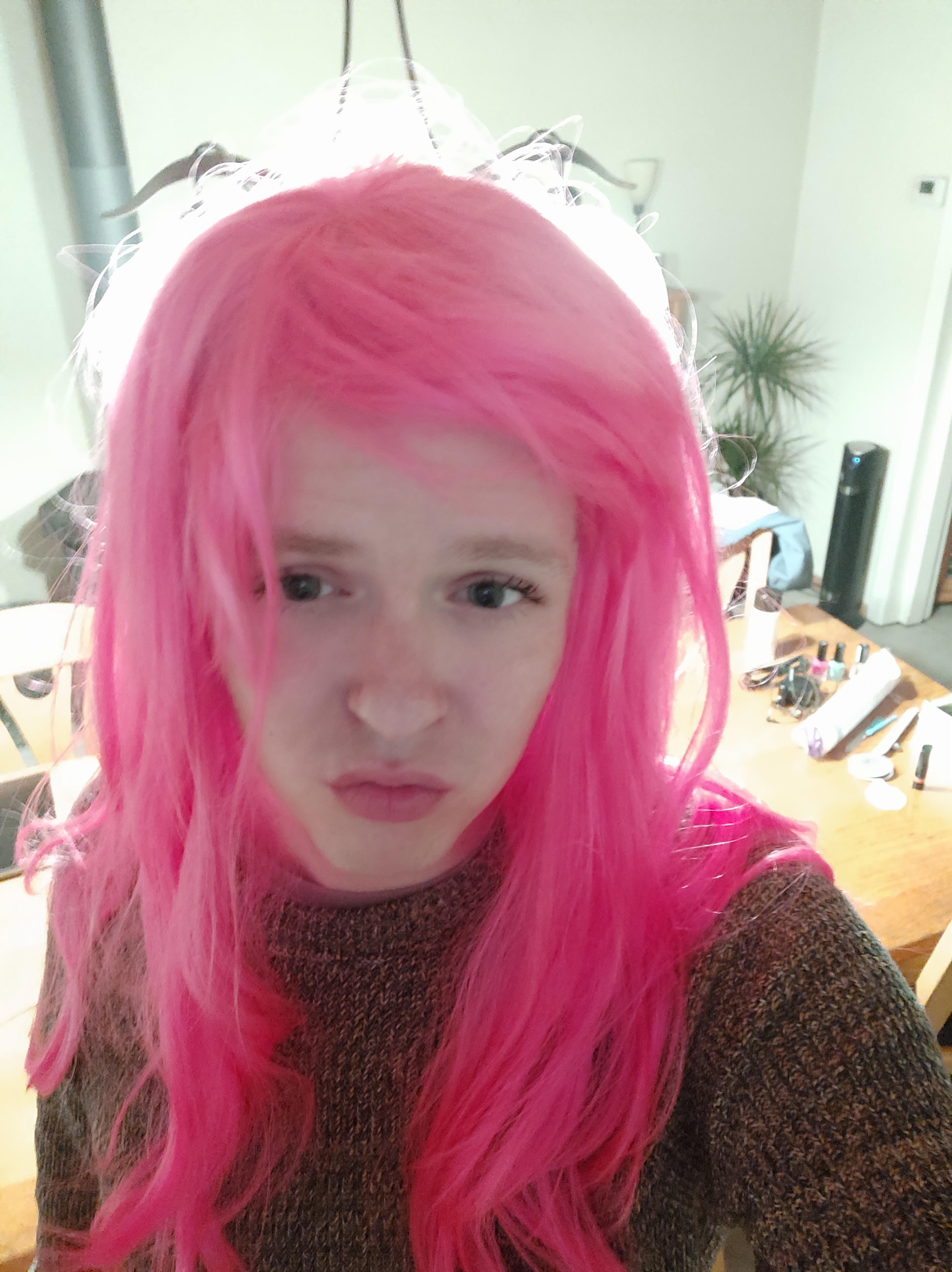 Any Alpha males up for a chat right now ?🤤🥰 | Scrolller