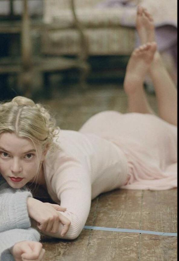 Anya Taylor Joy has a perfect body for pounding | Scrolller