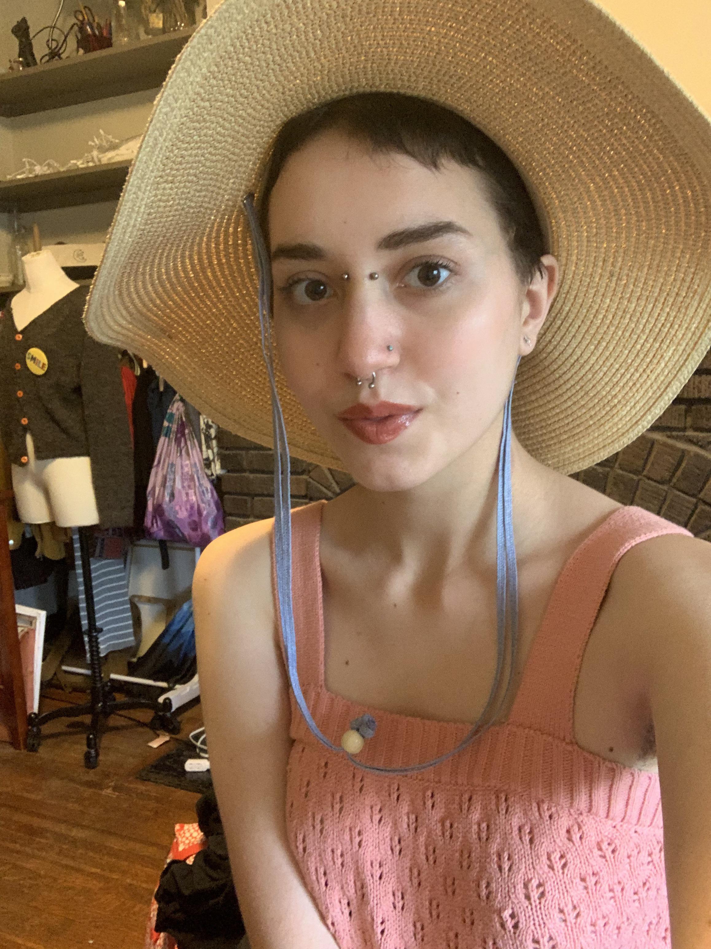 anybody want an alt pixie gnome girl? | Scrolller