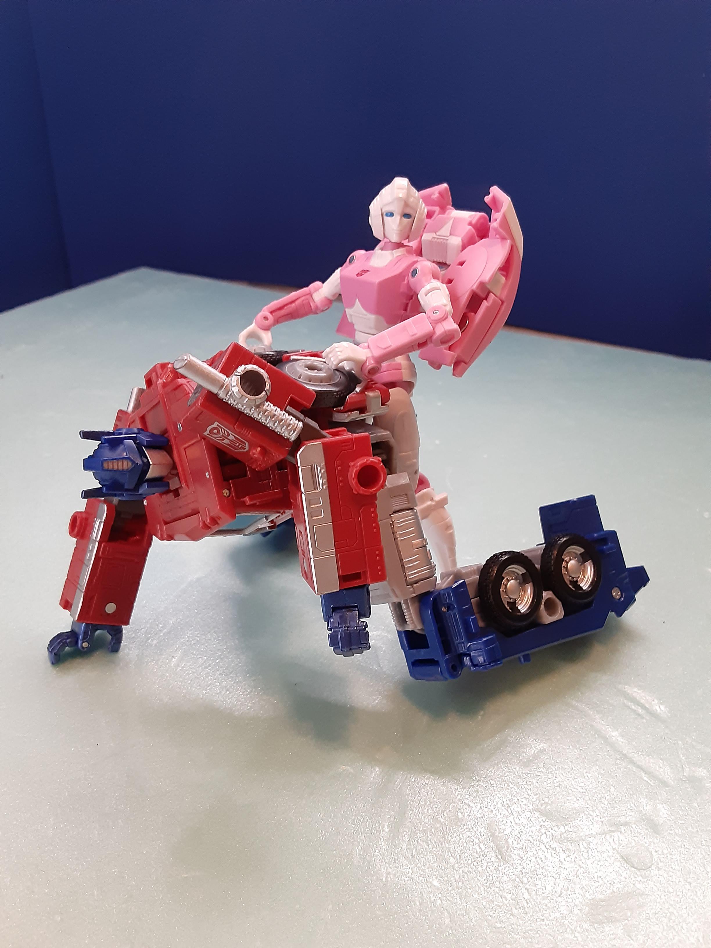 Arcee putting Optimus in his place. | Scrolller