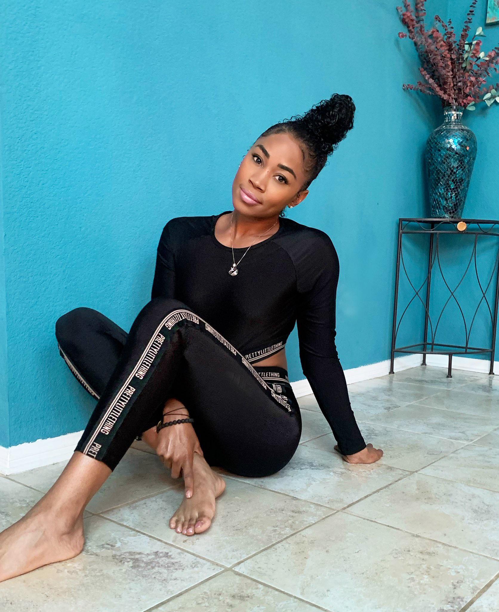 Ariane Andrew. Formerly known as Cameron. | Scrolller