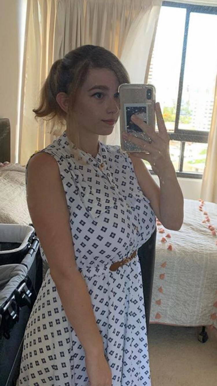 Ask anything | Scrolller