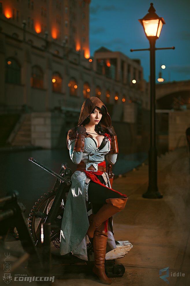 Assassin’s Creed streetlight | Scrolller