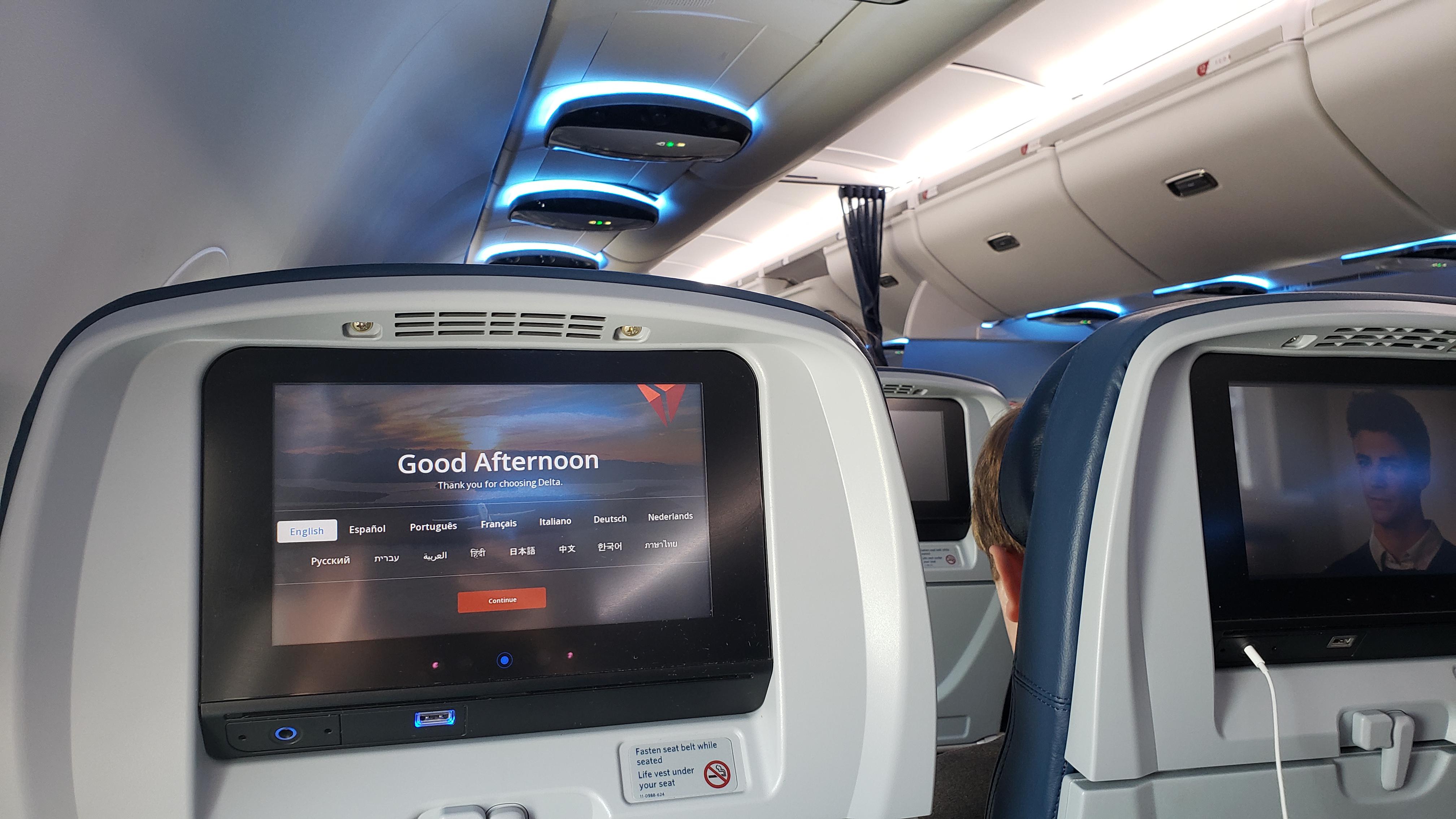 ATL-LGA A320 With a nice new interior! | Scrolller