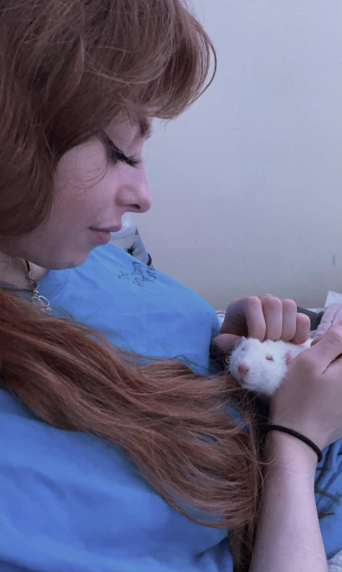 baby Arnie so cuddly!!!!! | Scrolller