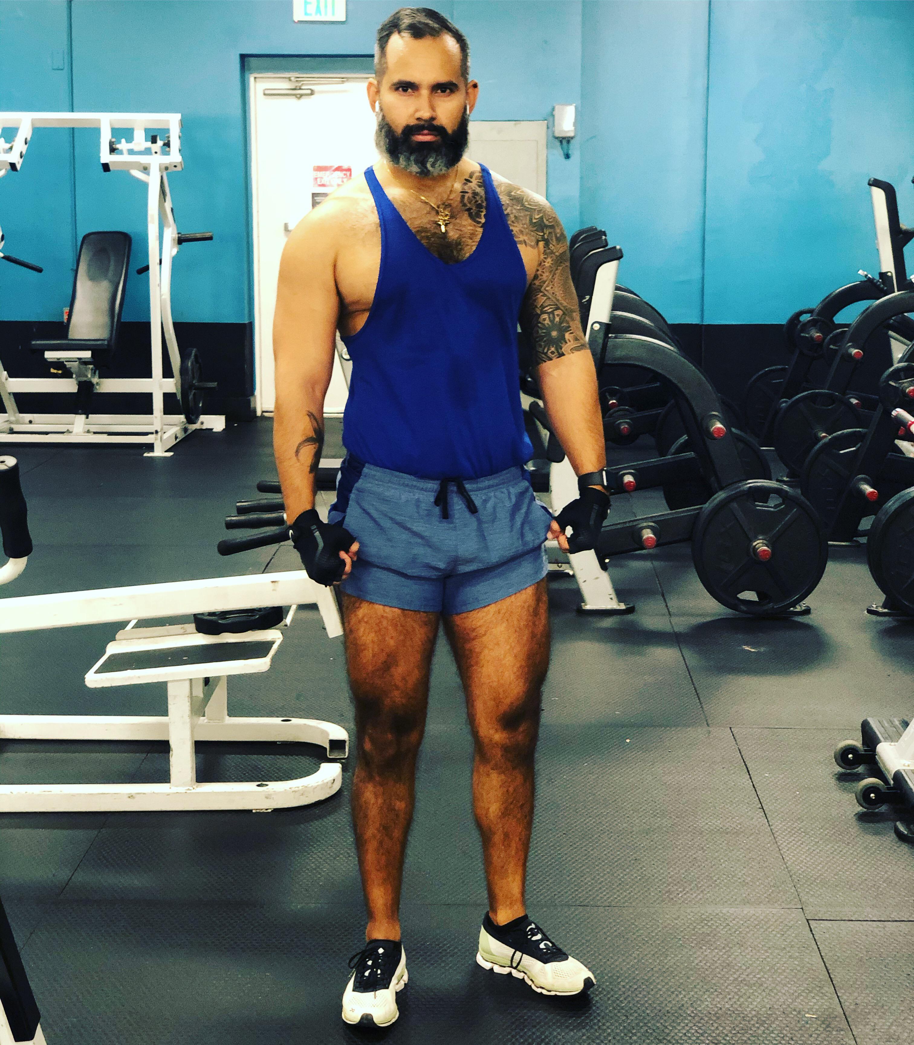 Back and shoulders! #bearded #hairyman | Scrolller