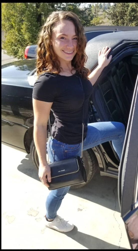 Back of a limo | Scrolller